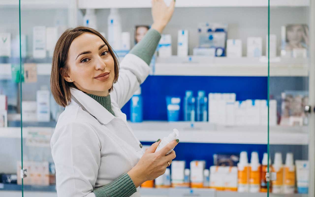 Auxiliar de Farmacia Hospitalaria - Instututo Plus